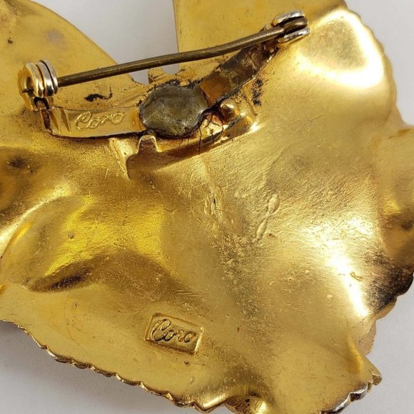 Coro | Jewelry | Vintage Coro Gold Tone Crystal Jeweled Leaf Shape Pin ...